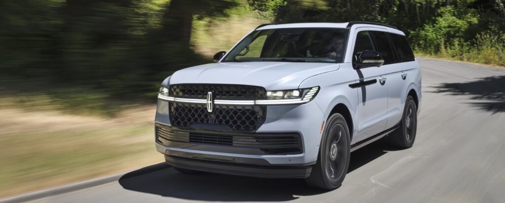 Lincoln SUV Interior and Exterior Dimensions Comparison