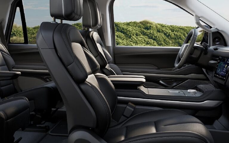 Lincoln Aviator: The 30-Way Adjustable Perfect Position Seats